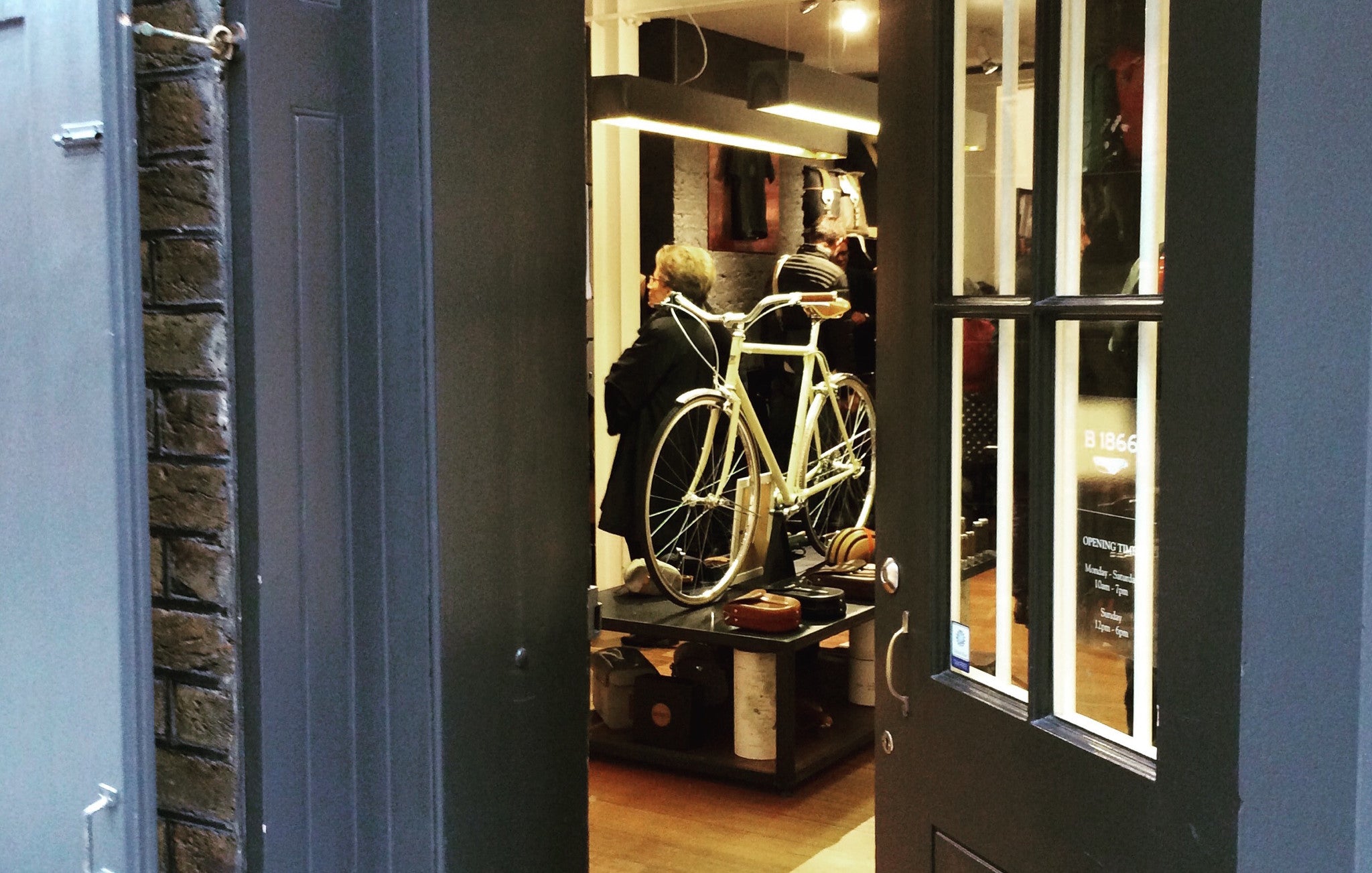 Special Edition for the Brooks B1866 Store – Temple Cycles - Global